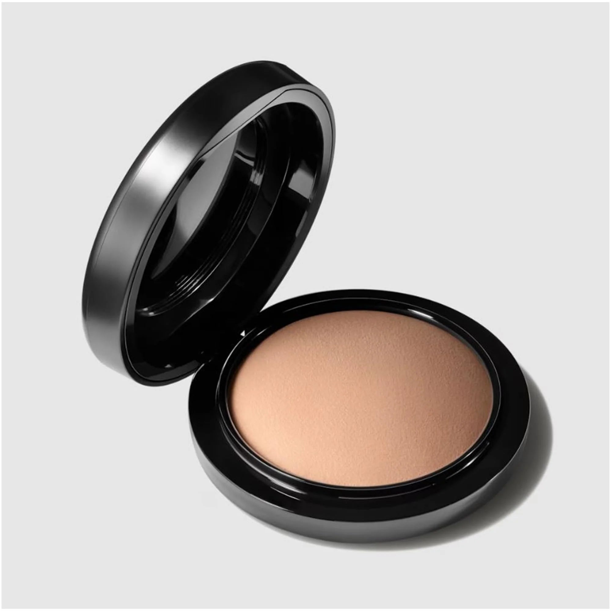 MAC Mineralize Skinfinish Soft and Gentle Highlighter – Khayest